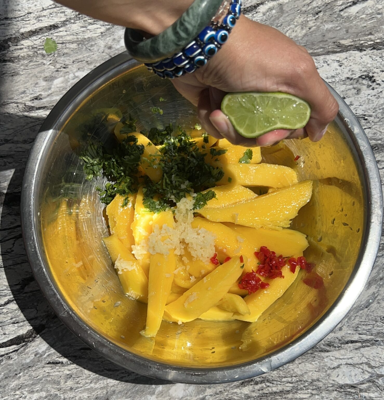 Mango Chow - Pretty Girls Eat Too